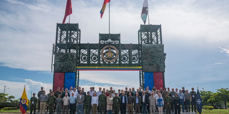 NATO trains Ukrainian soldiers - Berlin Security Conference